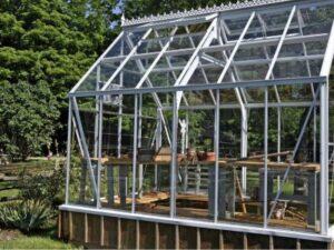 The Best Greenhouse Materials - from Roofs to Siding to Floors